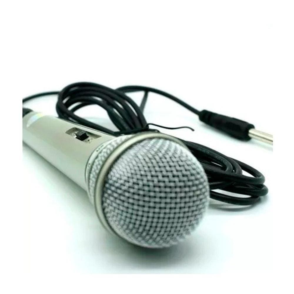 Microfone profissional com fio prata | Casas Bahia