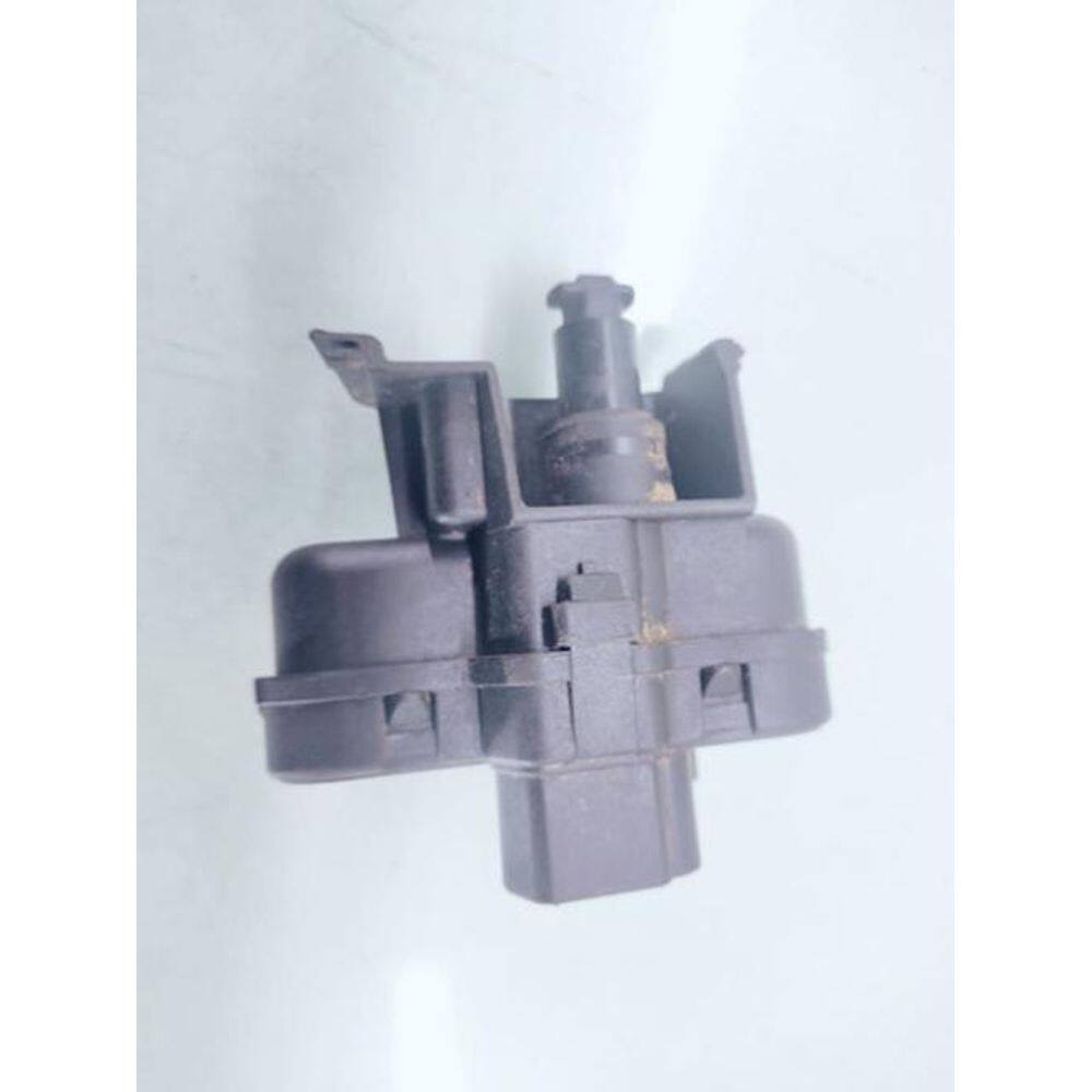 Trava portinhola tanque sandero duster original 788276143r | Casas Bahia